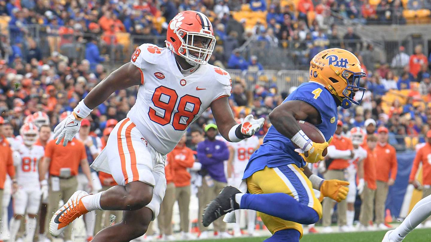 Geoff Collins Calls Clemson's Defensive line the Best in the Country ...
