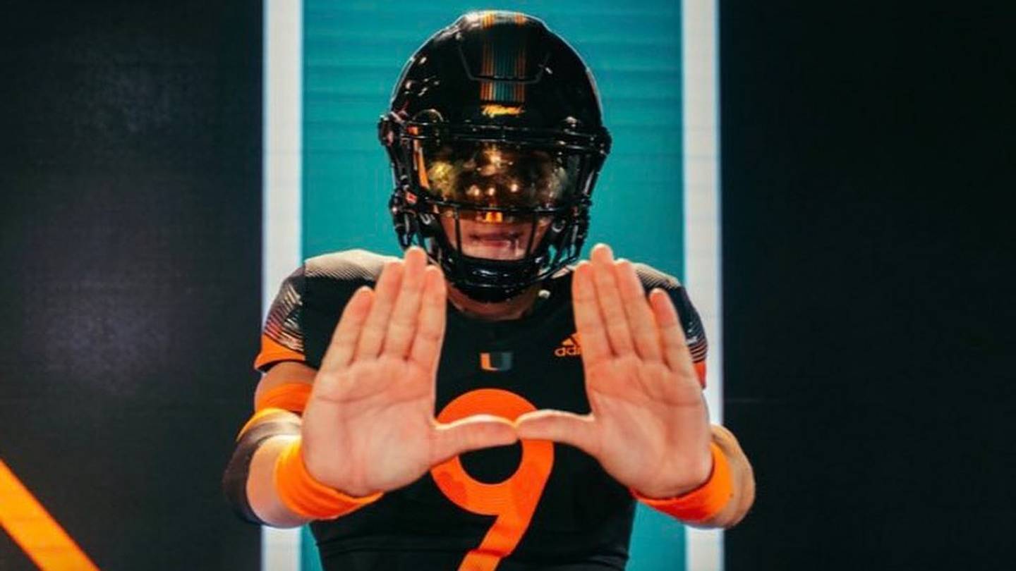 Miami Hurricanes Signed Elite 11 Quarterback Emory Williams