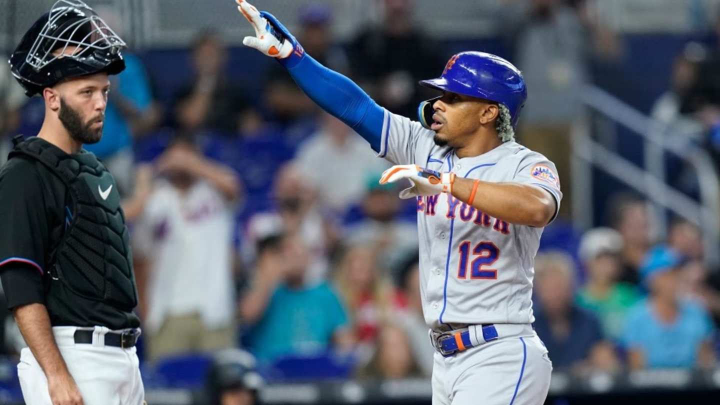 New York Mets' Francisco Lindor Still Persevering Through Broken Finger