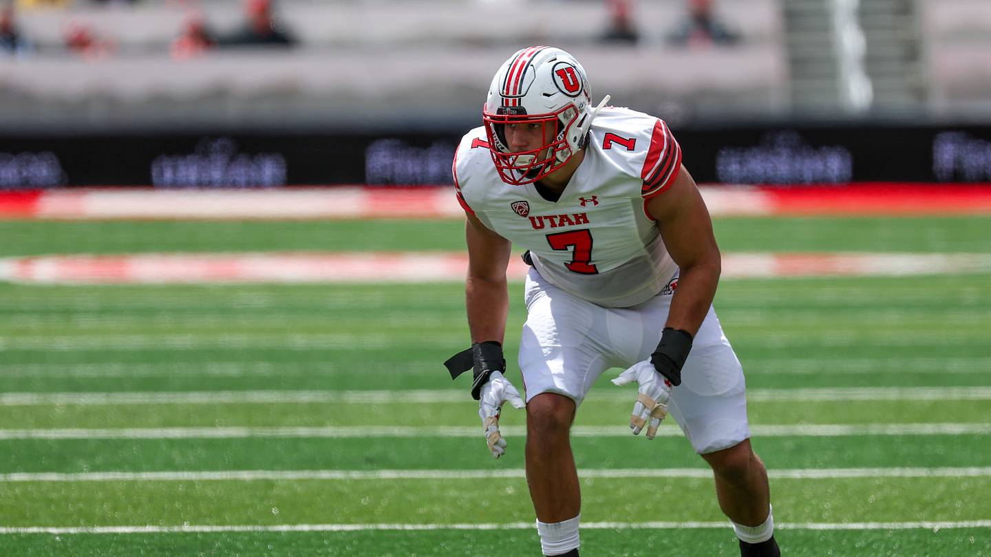 The top three players in each position group: Defensive End, No. 1 Van ...