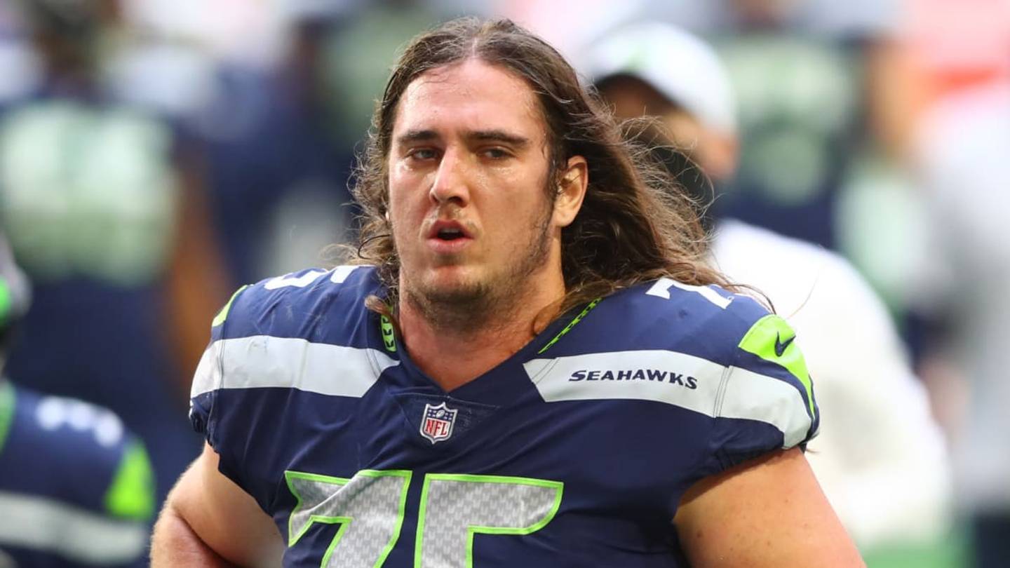 Seahawks Ex Chad Wheeler Sentenced To Prison For Domestic Violence