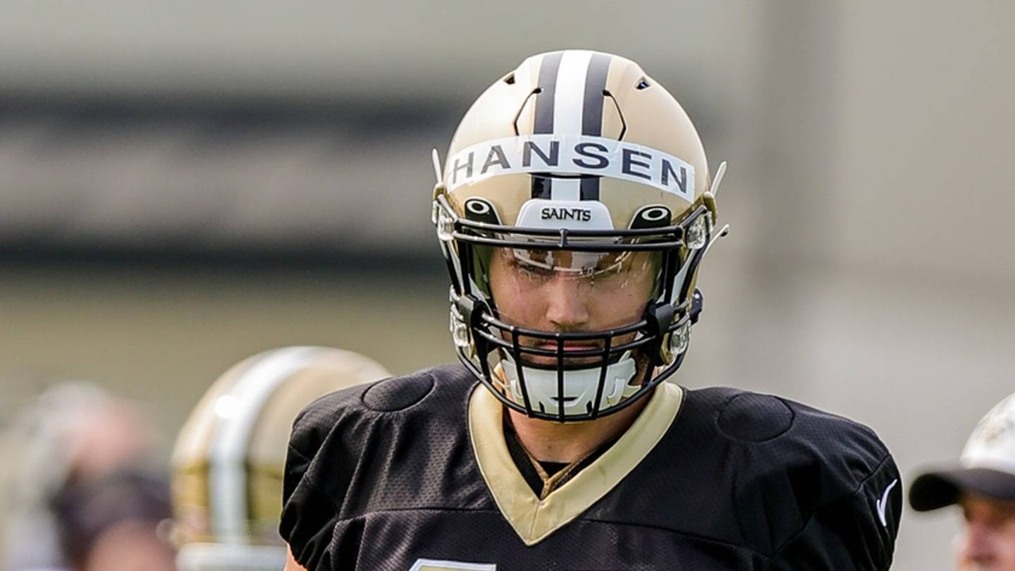Saints Bring Back LB Chase Hansen
