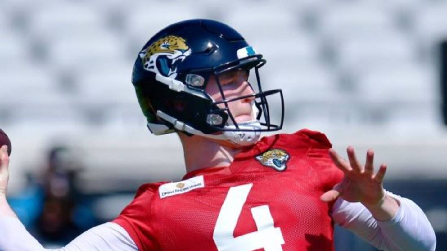Jaguars Add Rookie QB EJ Perry Back to Roster