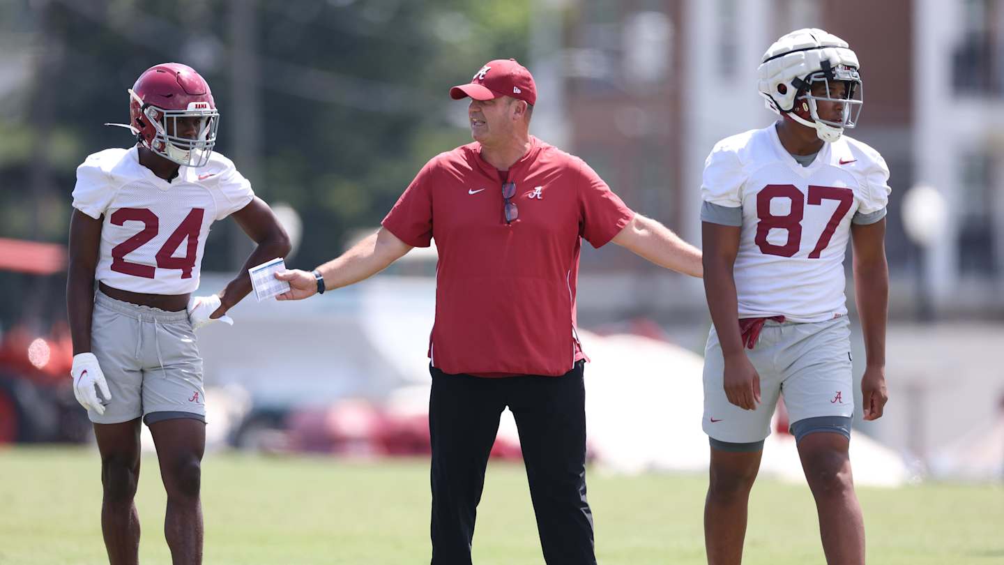 Just a Minute: Who Will Be Alabama's New Offensive Coordinator?