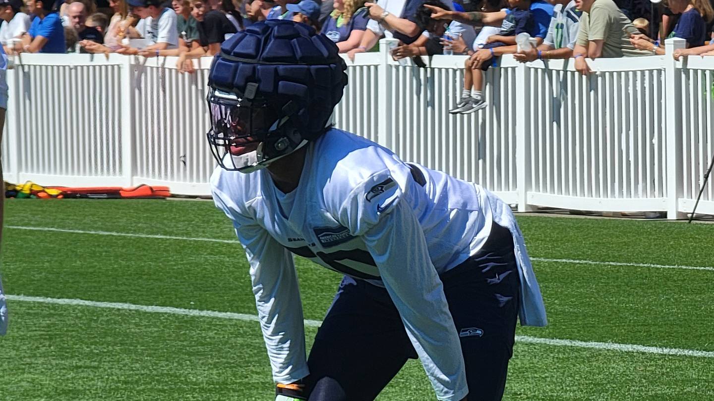 Seahawks 90-Man Countdown: LB Vi Jones - Poised For Sophomore Leap?