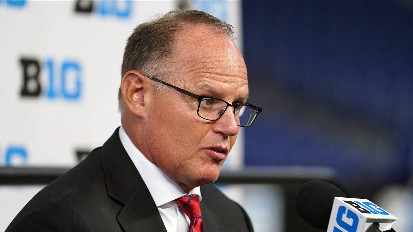 Indiana Football Coach Tom Allen Previews 2022 Season on 'Inside ...
