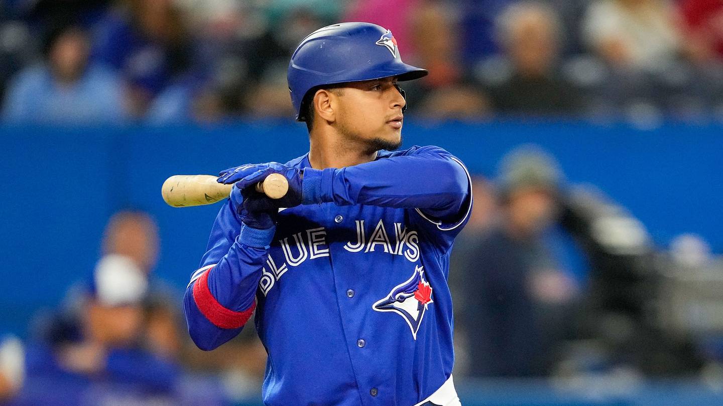 Blue Jays Re-Call Gabriel Moreno, Option Mitch White