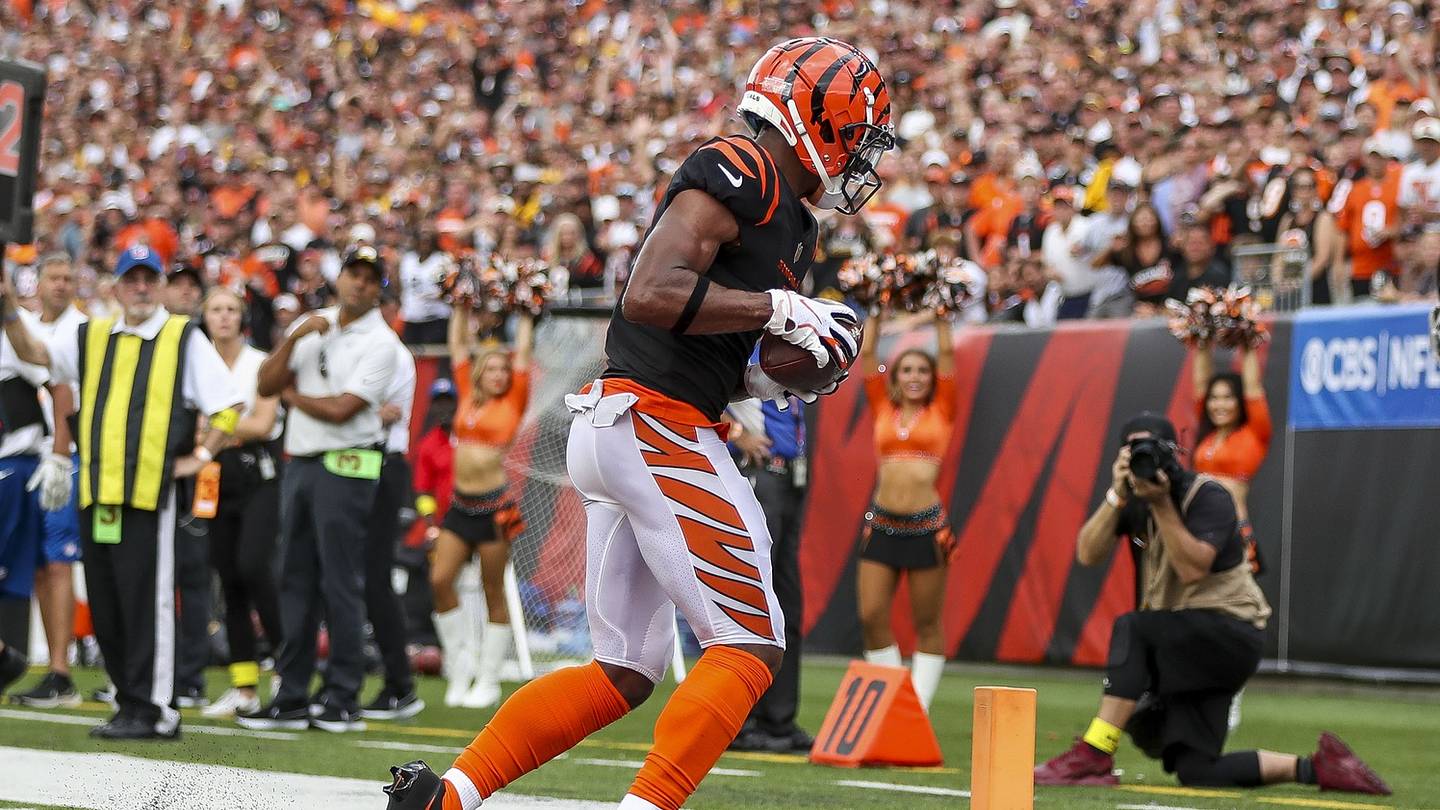 Ja'Marr Chase, Trey Hendrickson Competing In Thursday Pro Bowl Games
