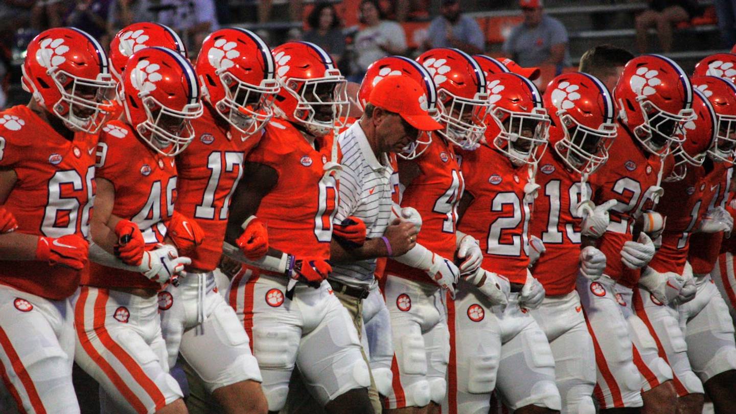 2025 RB Gideon Davidson 'Loved Vibe In Death Valley'