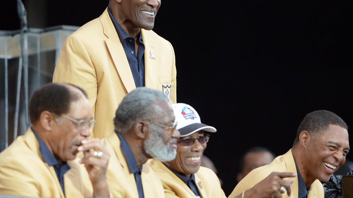 Harry Carson Encouraged by What He's Seen from Wink Martindale-led ...