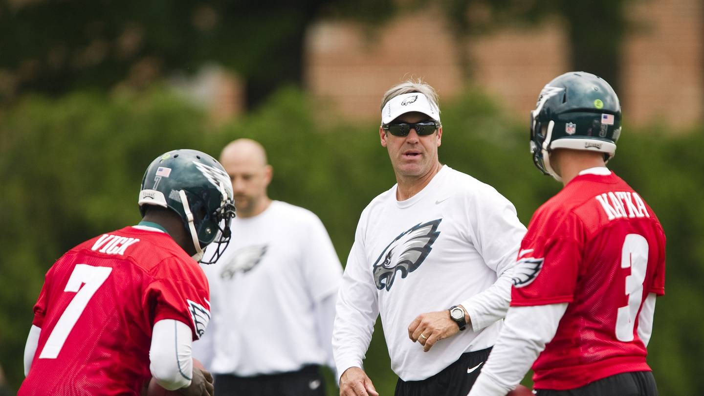 Doug Pederson Lauds Former Pupil Mike Kafka for Giants' Success