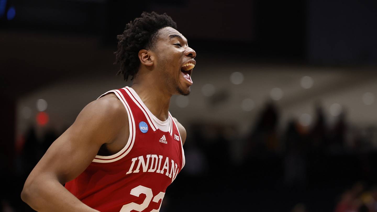 WATCH: Indiana's Jordan Geronimo Rejects Kebba Njie