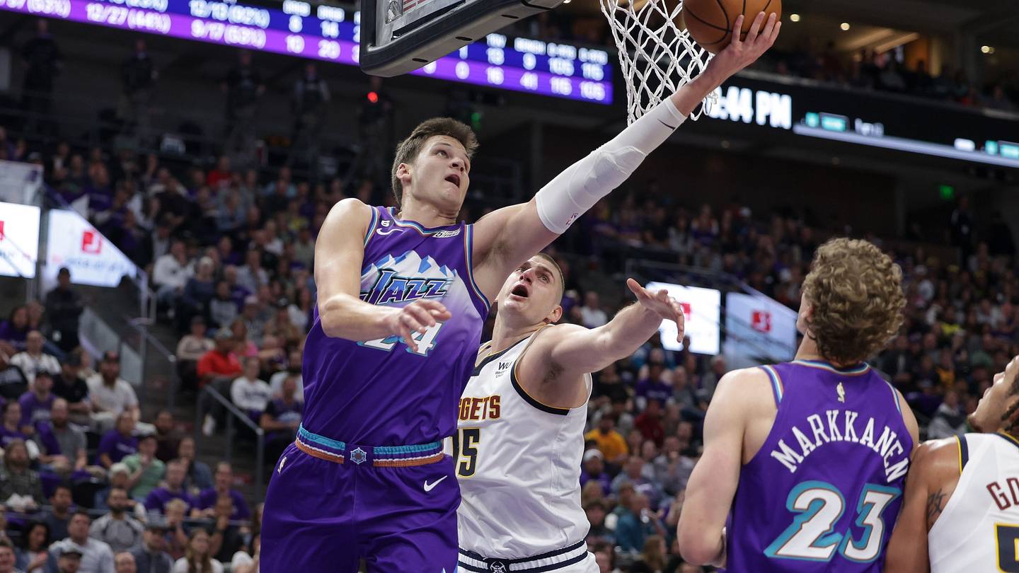 Jazz Rookie Walker Kessler Makes History in NBA Debut
