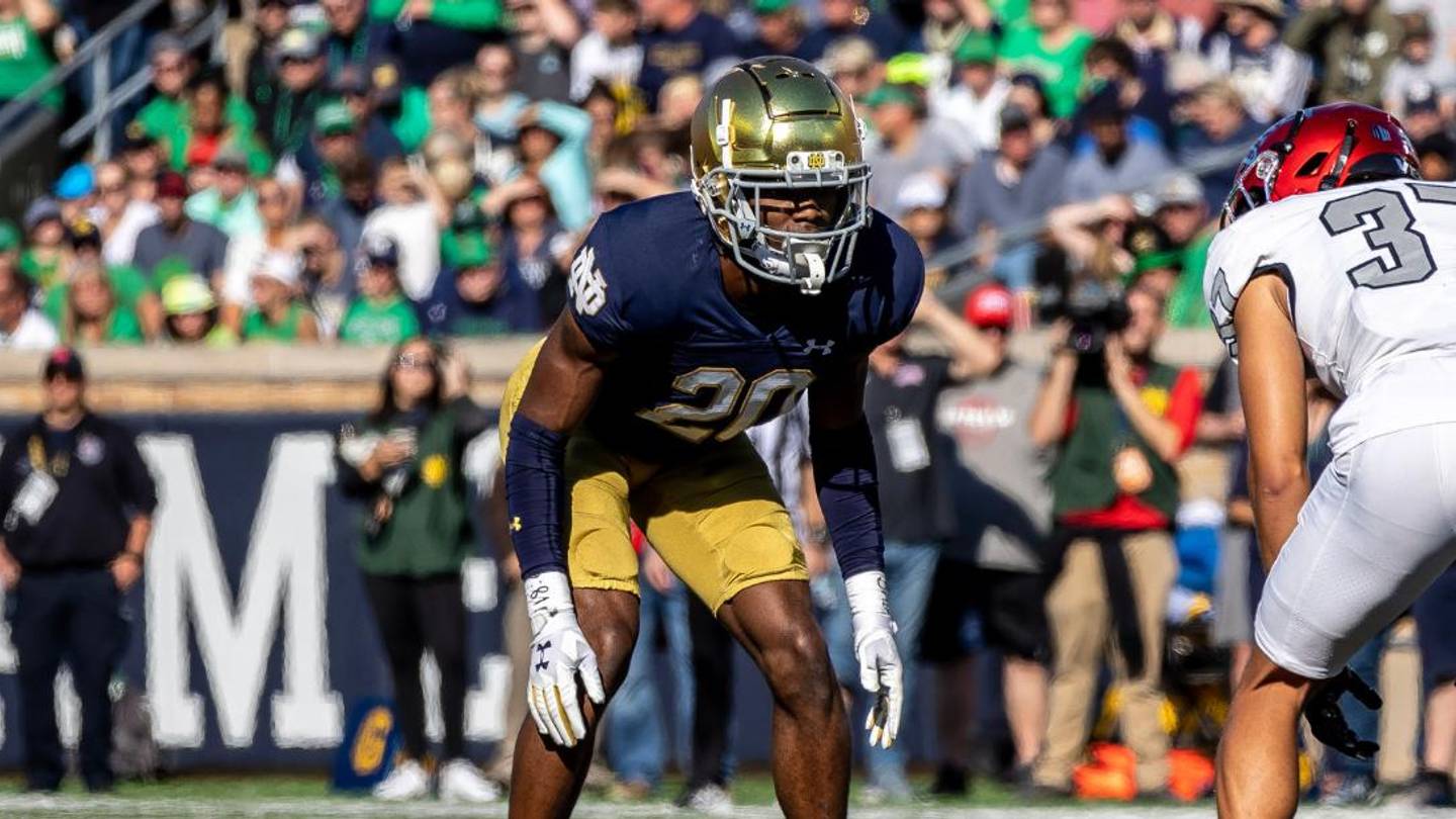 Benjamin Morrison Earns FWAA Freshman All-American Honors