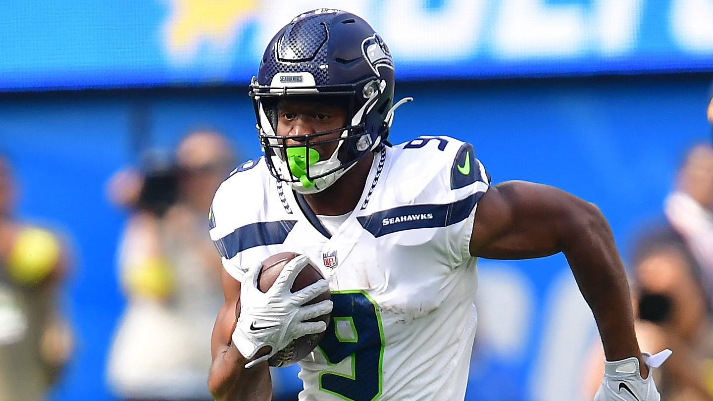 Report Card: Top Performers in Seahawks 37-23 Win vs. Chargers