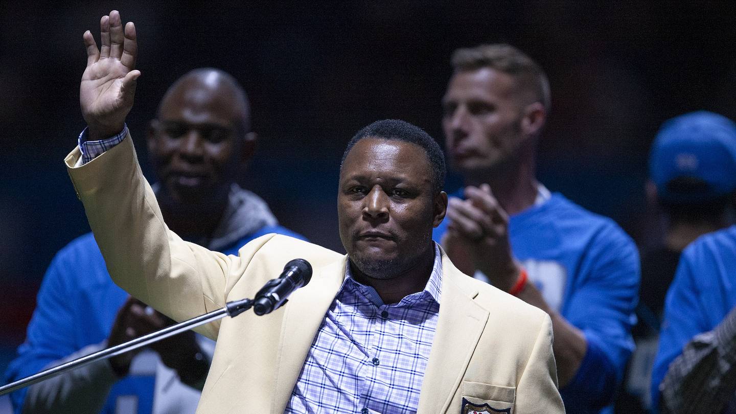 Barry Sanders Reacts to Son’s Michigan State Basketball Debut