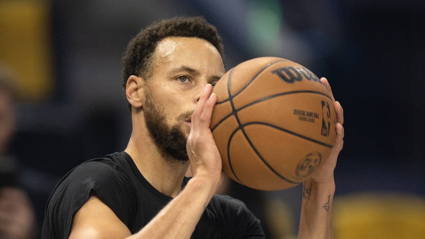 Knicks Player Calls Steph Curry Greatest Player Ever