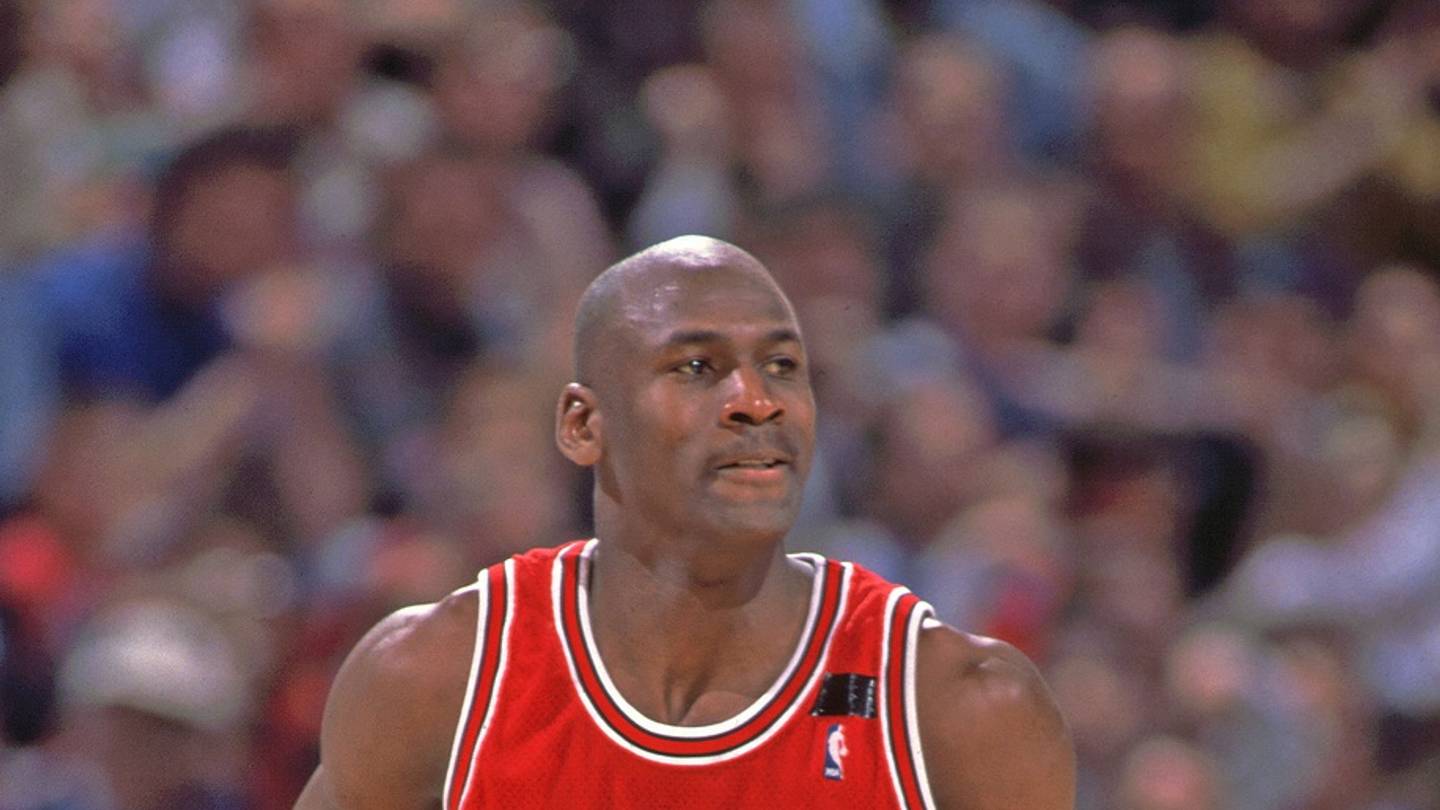 Michael Jordan said he would drop 50 after he found out Byron Scott ...