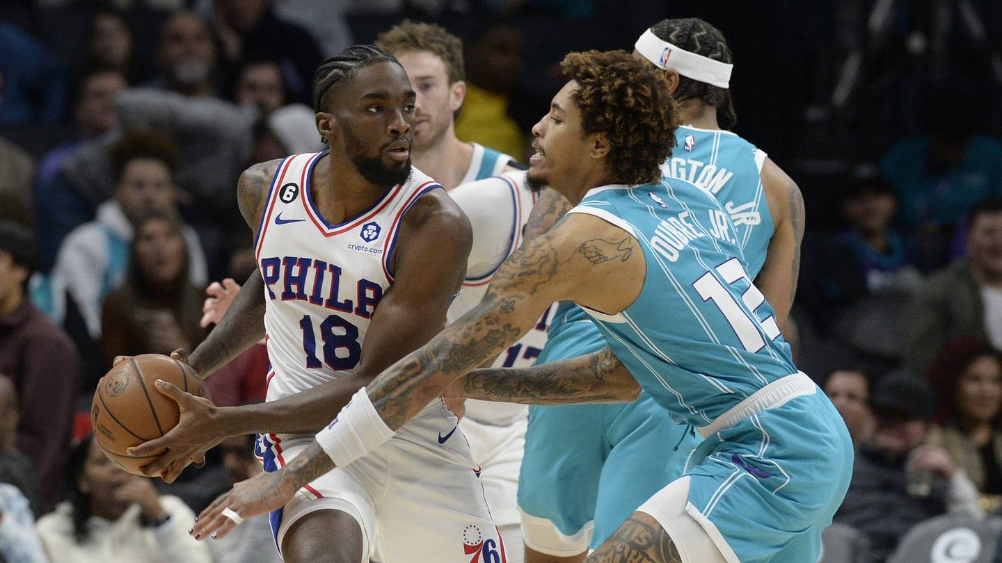 Shake Milton Reveals Advantages of Playing With De’Anthony Melton