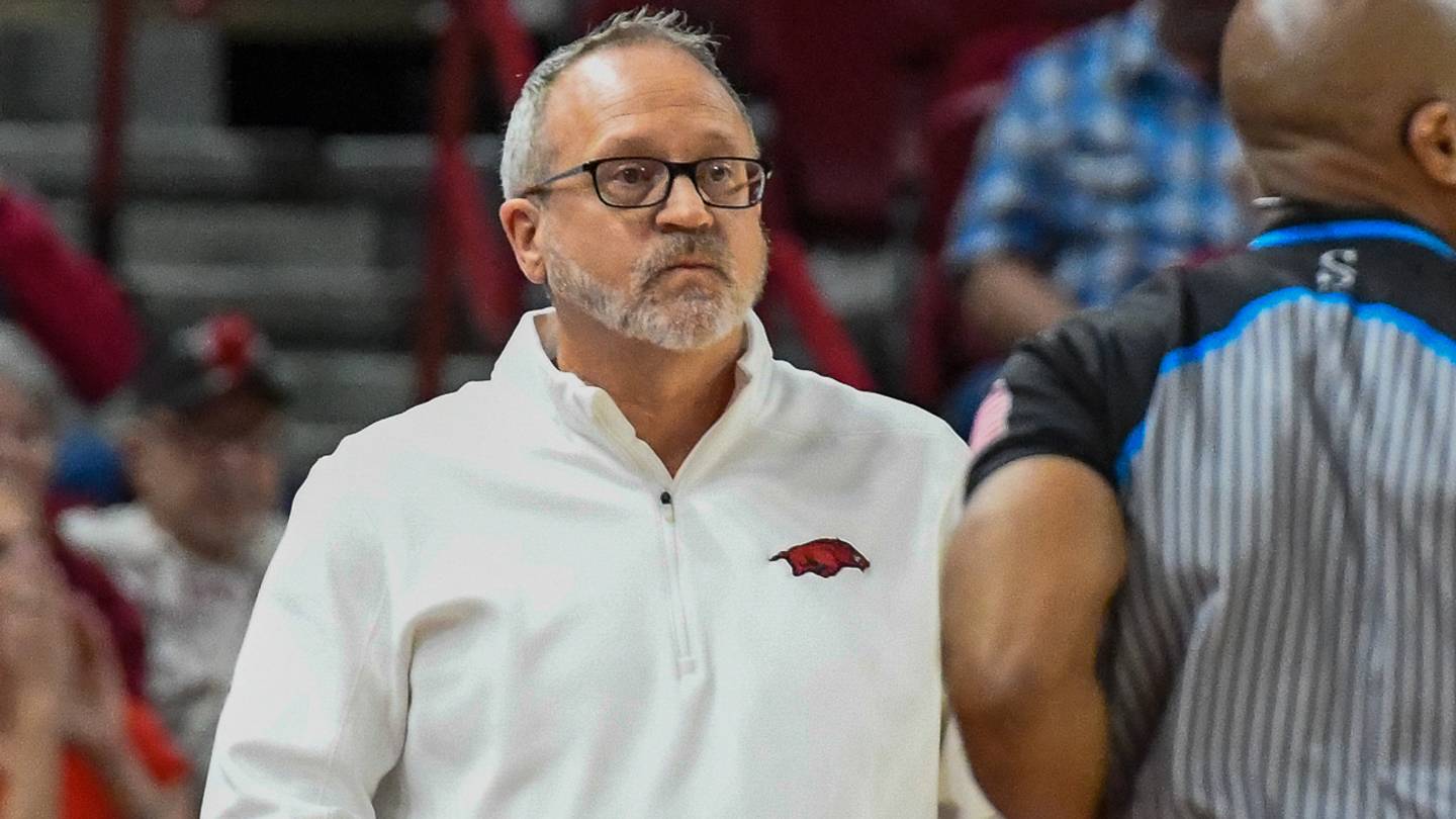 WATCH: Mike Neighbors on team's effort after 86-70 loss to Alabama