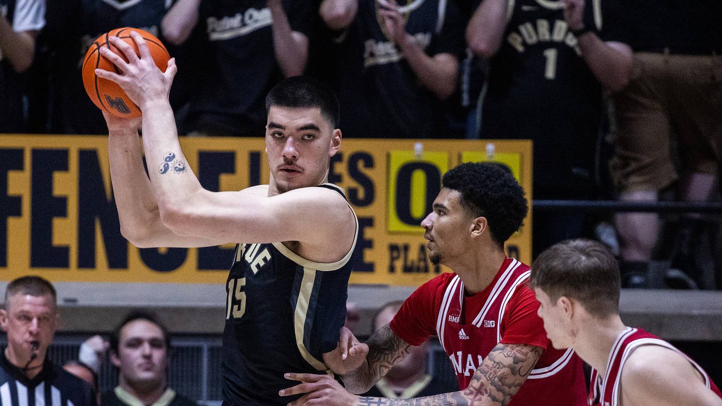 WATCH: Zach Edey Makes 1st Career 3-Point Attempt in Purdue-Indiana ...