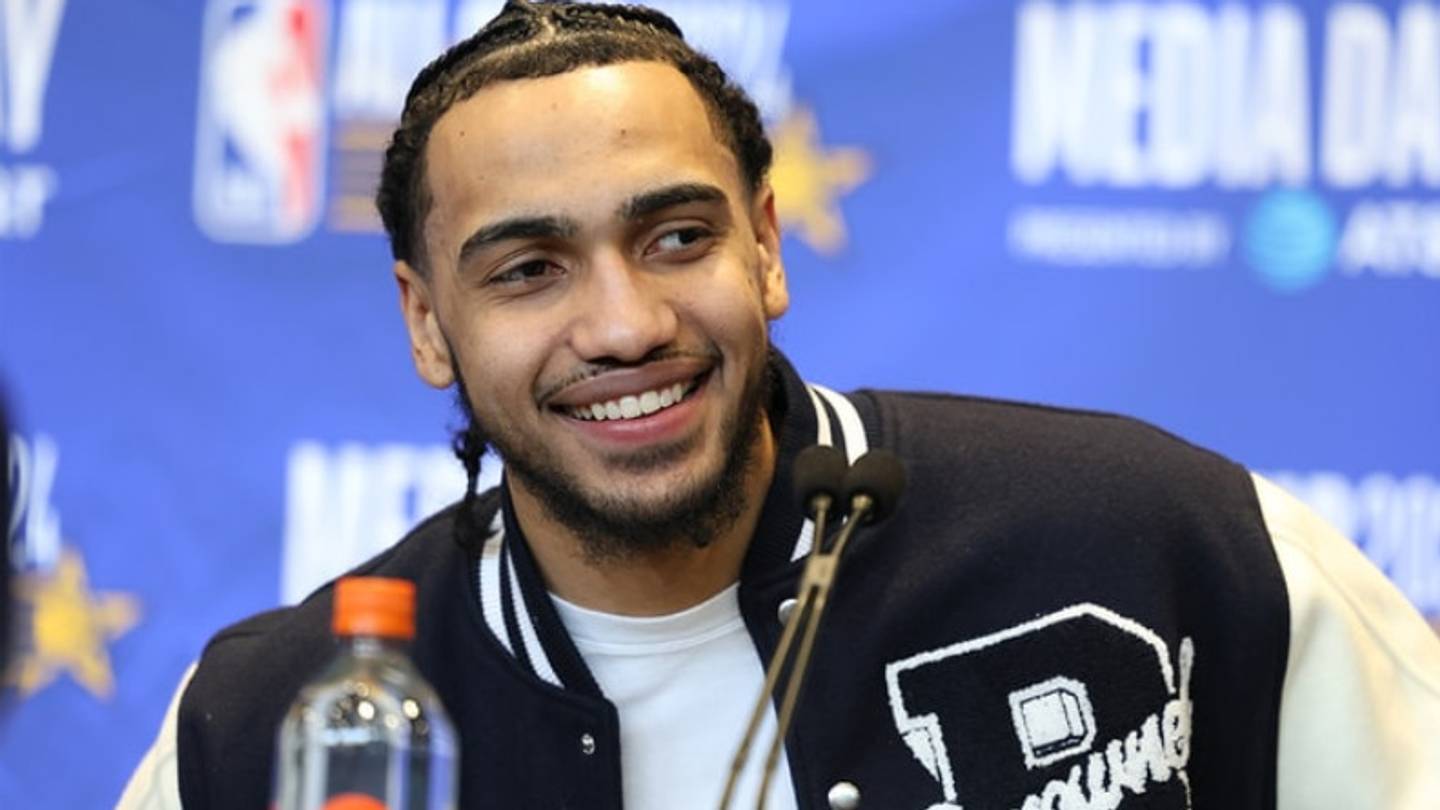 WATCH: Knicks' Jacob Toppin Calls Upon Brother Obi's Help in Slam Dunk ...