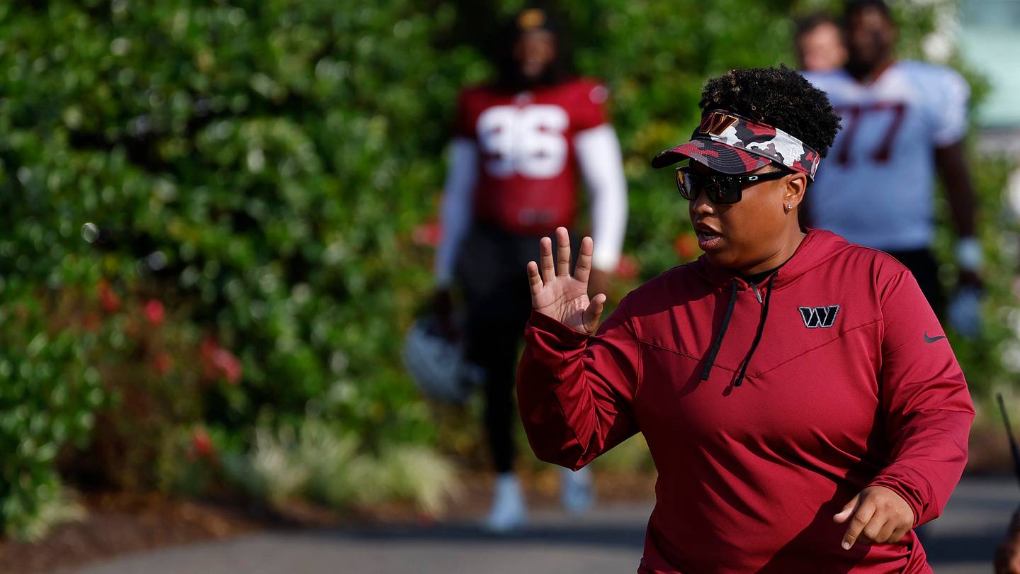 Bears Sign Jennifer King to Staff