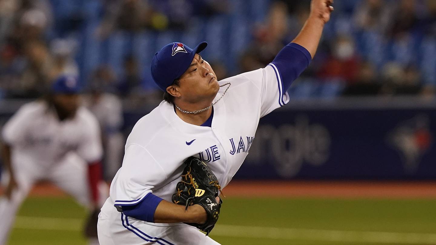 Former Toronto Blue Jays, Los Angeles Dodgers' Lefty Signs Shocking ...