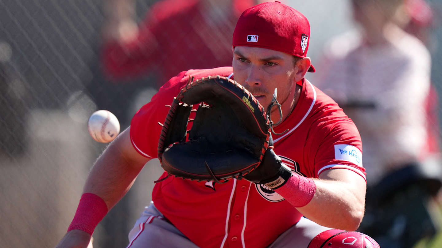 Watch: Tyler Stephenson and Luke Maile Take Reps At Shortstop