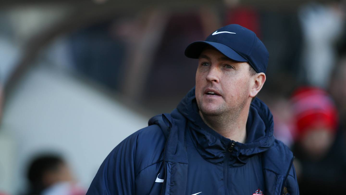 'Nowhere near acceptable' - Mike Dodds blasts Sunderland first half ...