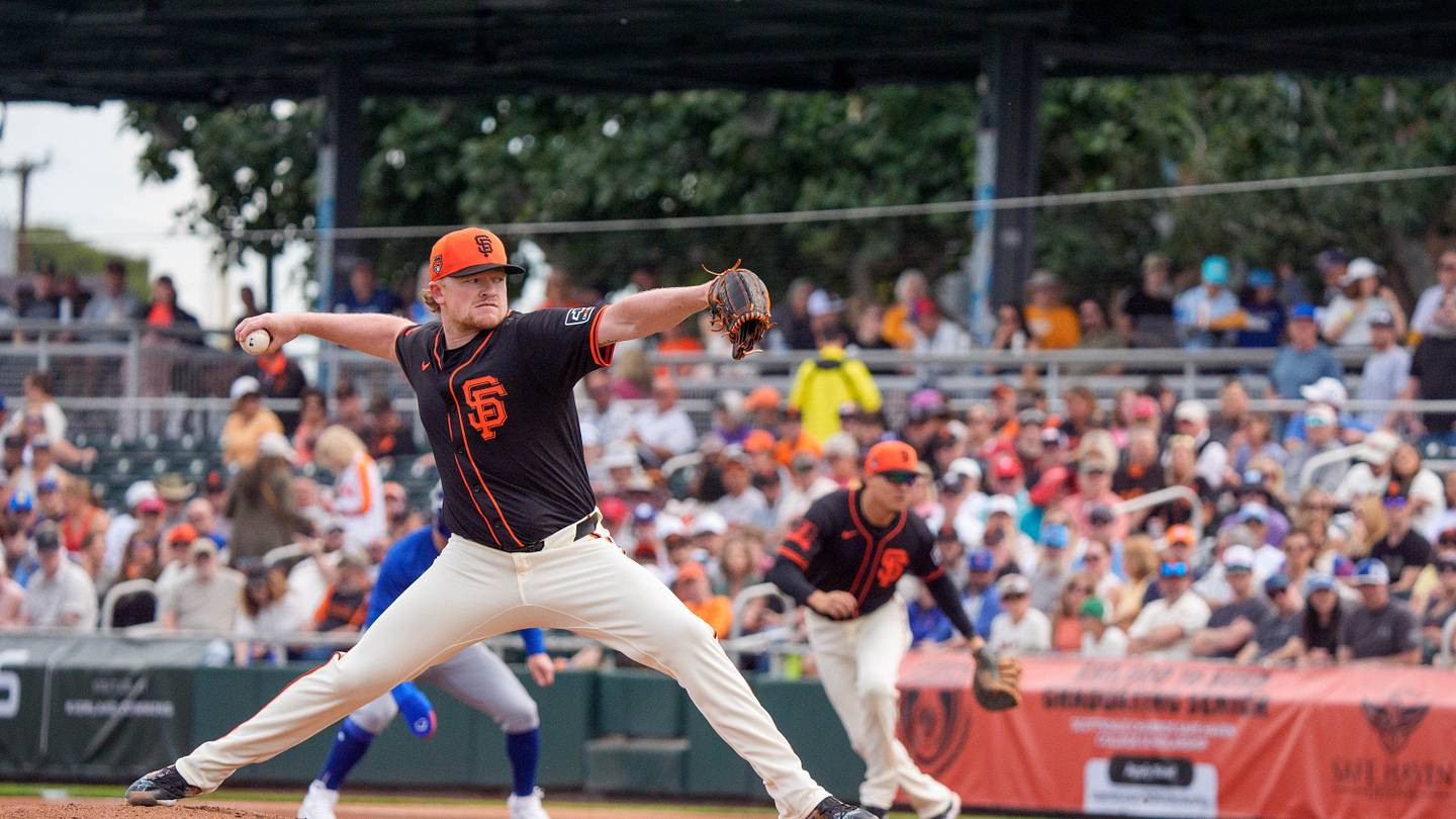SF Giants drop first Spring Training game to Cubs, 8-4