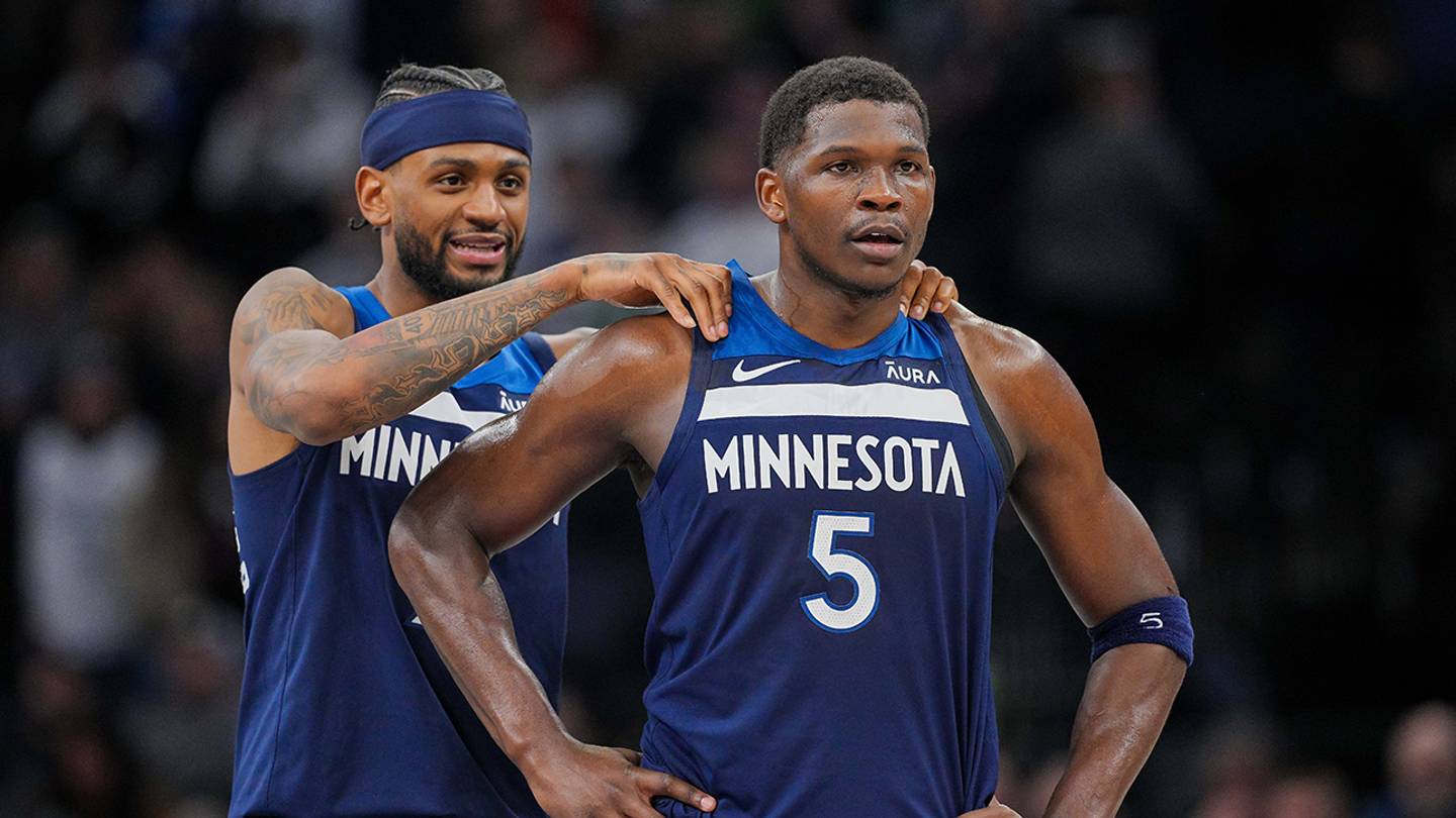Anthony Edwards Hits Head on Rim During Emphatic Game-Saving Block vs ...