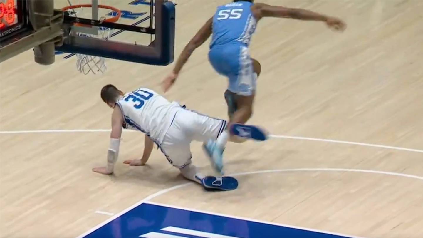 College Basketball World Reacts to Duke’s Kyle Filipowski’s Tripping ...