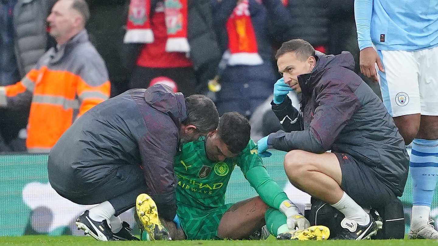 Ederson Could Miss Four Manchester City Games With Thigh Injury