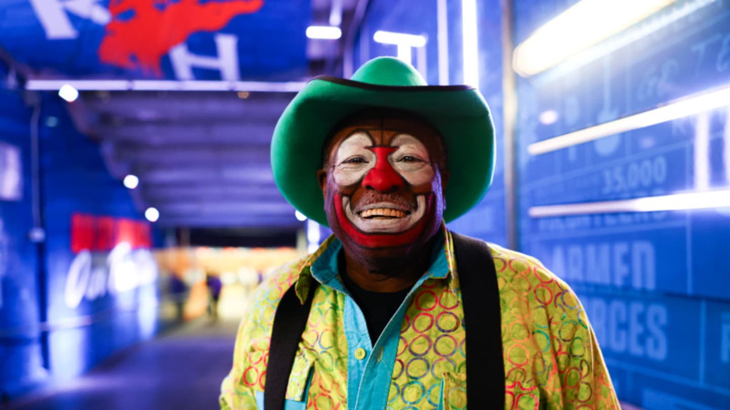 Rodeo Legend Leon Coffee to Retire After Final Performance at Houston Rodeo