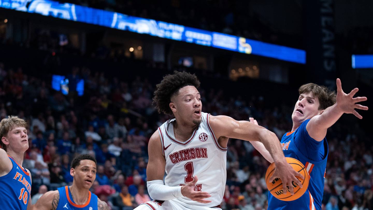 No. 3 Alabama Basketball Eliminated By No. 6 Florida In SEC Tournament