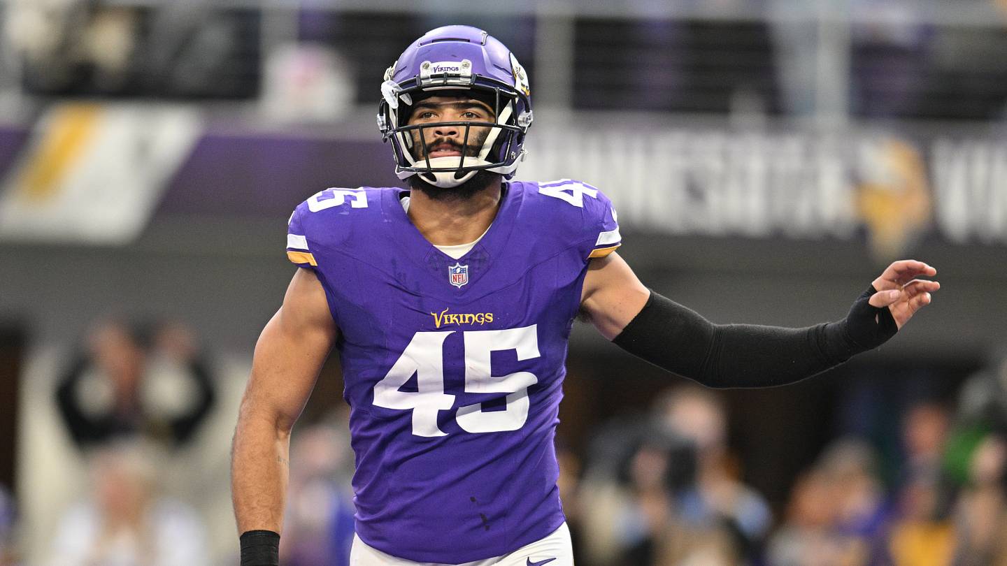 Vikings FAs Troy Dye, Khyiris Tonga, Austin Schlottmann Sign Elsewhere