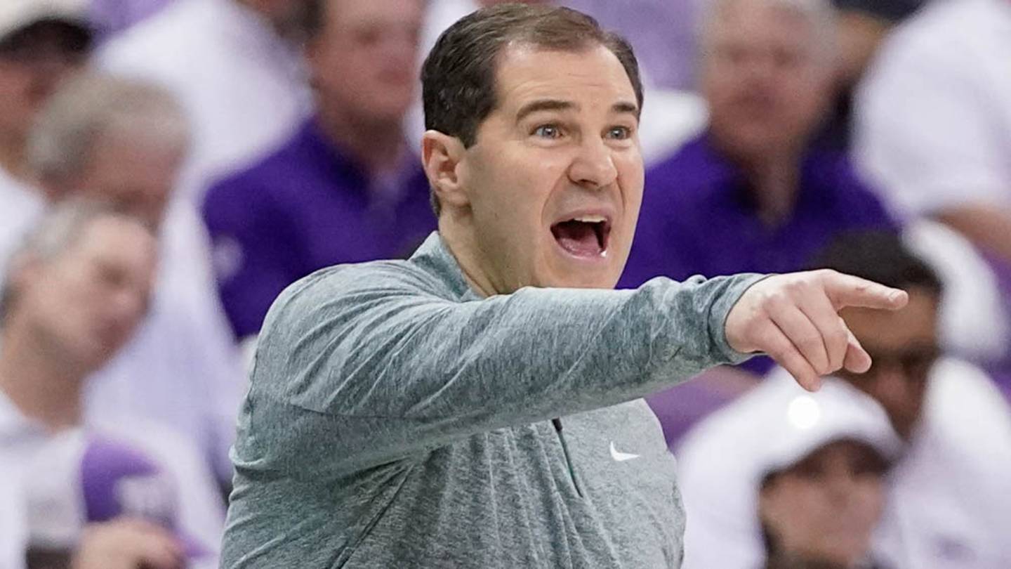 Razorbacks' Musselman May Have Moved to Focus for Louisville
