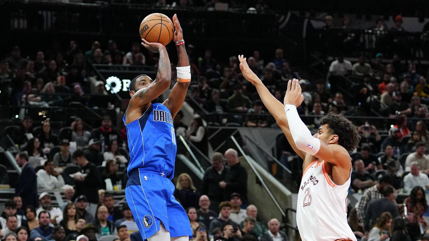 Luka Doncic, Kyrie Irving's Mavs Lead NBA in Clutch Game Win Percentage ...