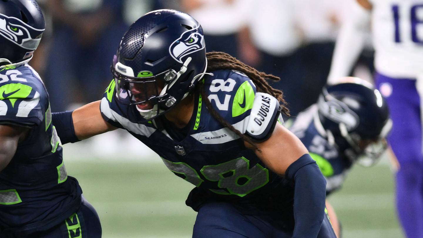 'Very Versatile' Seahawks DB Jonathan Sutherland Vying For Roster Spot