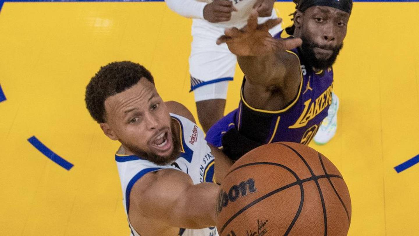 Patrick Beverley Reacts to Viral Steph Curry vs. Magic Johnson Take