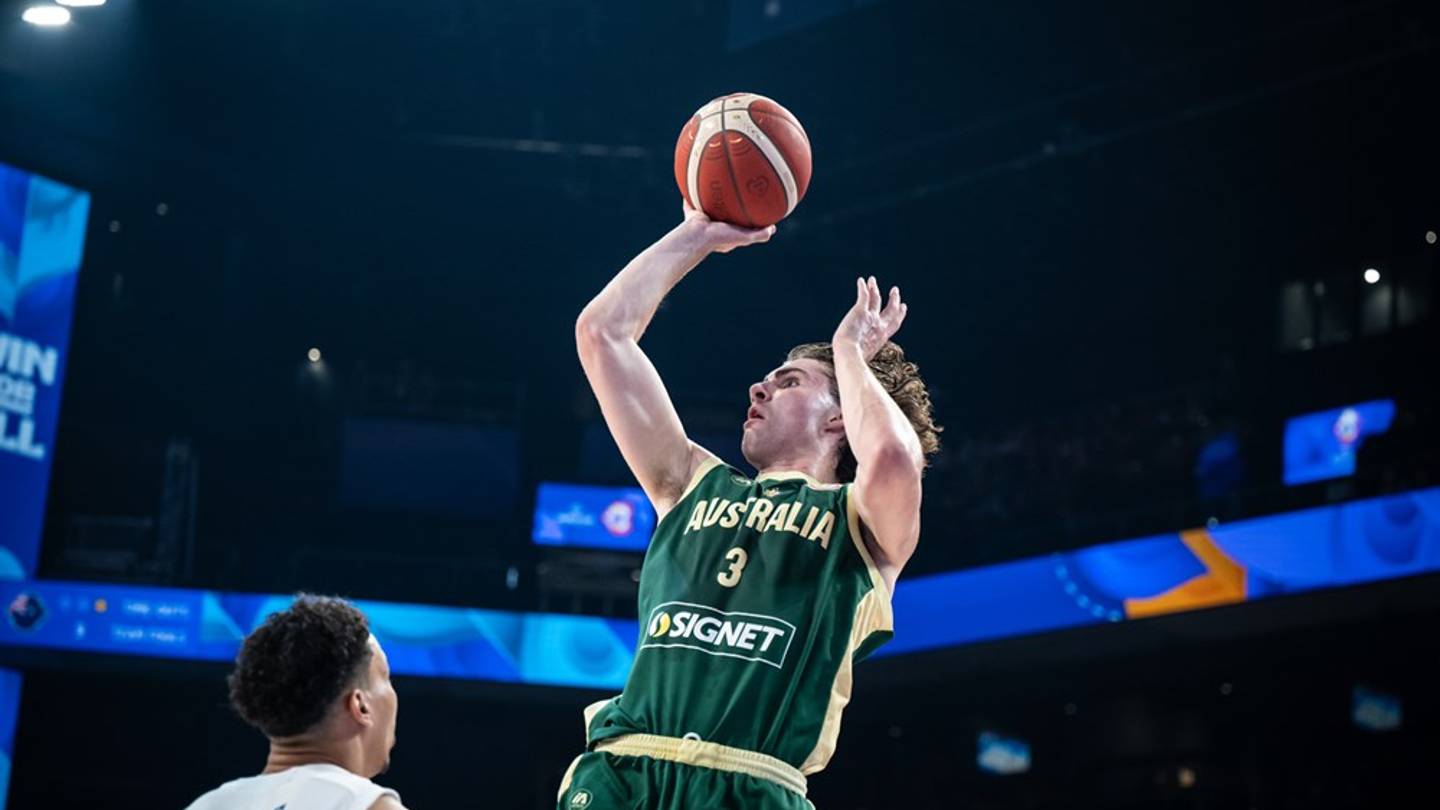 Josh Giddey, Australia Take 'Momentum' Into Round Two of World Cup
