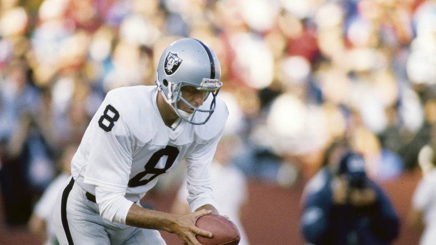 Raiders Who Have Donned the No. 8 Jersey
