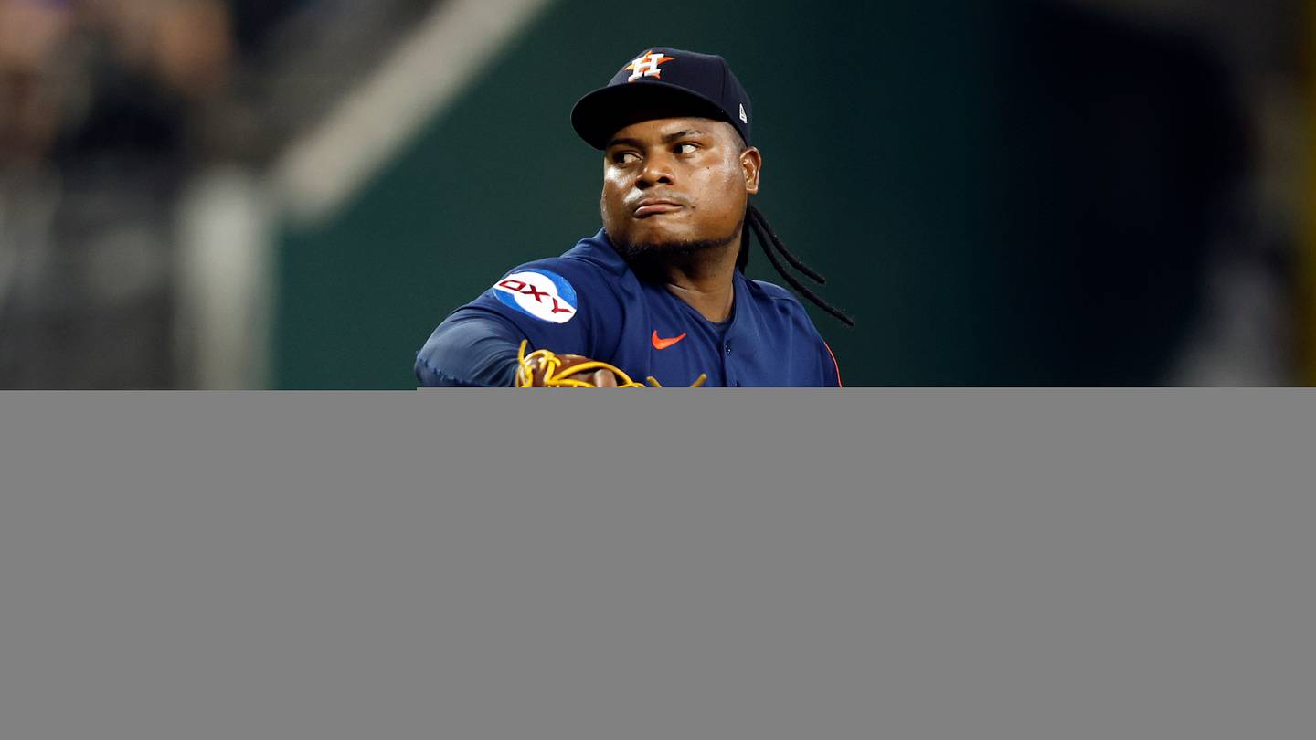 Houston Astros Ace Debuts New Look at Spring Training