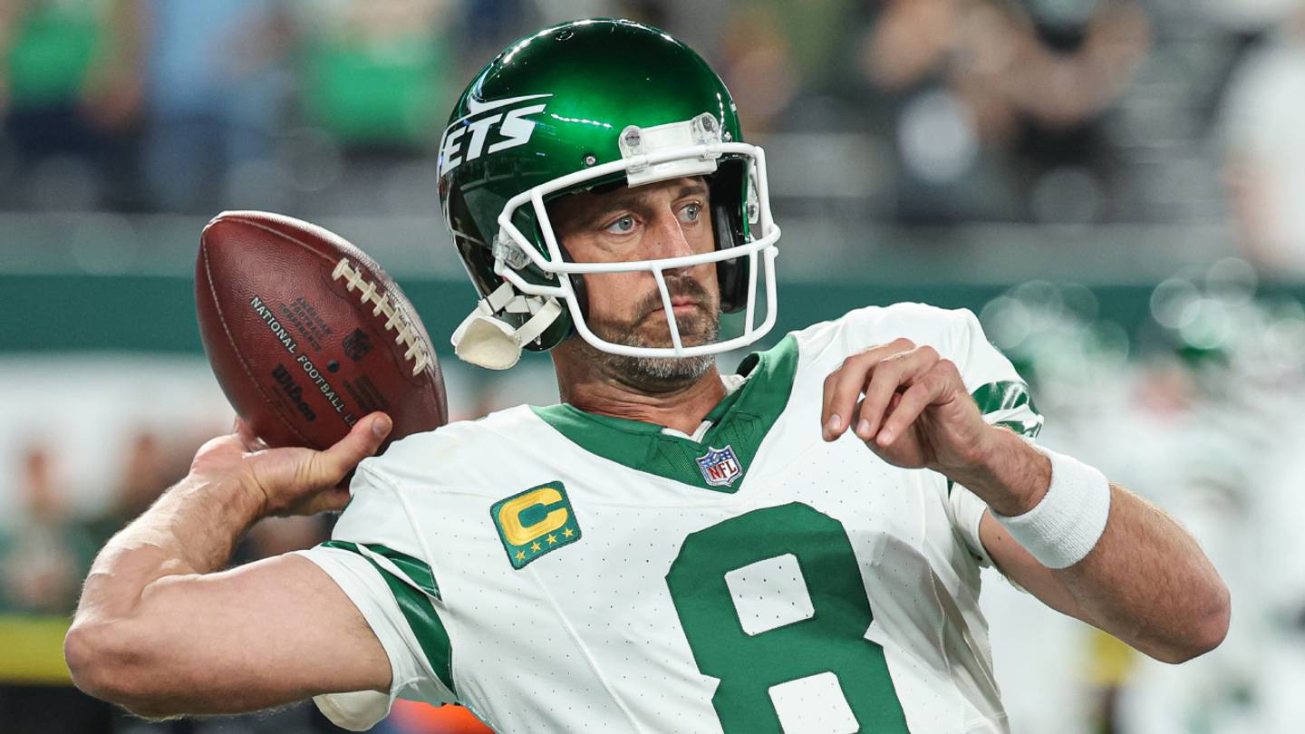 Aaron Rodgers Shares Message After Undergoing Surgery on Achilles Wednesday