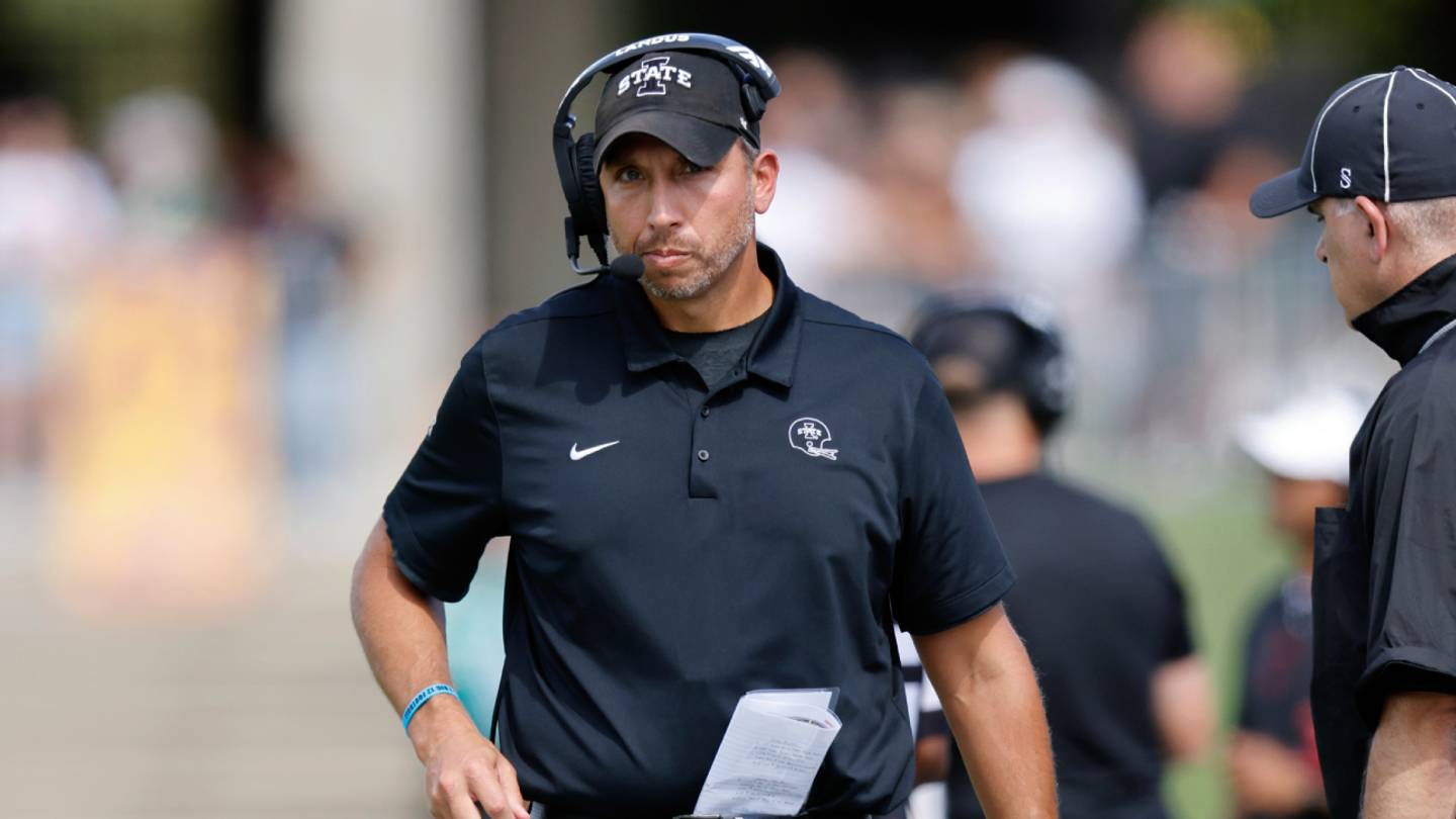 Iowa State Fans Furious Over Very Questionable Missed Field Goal Call ...