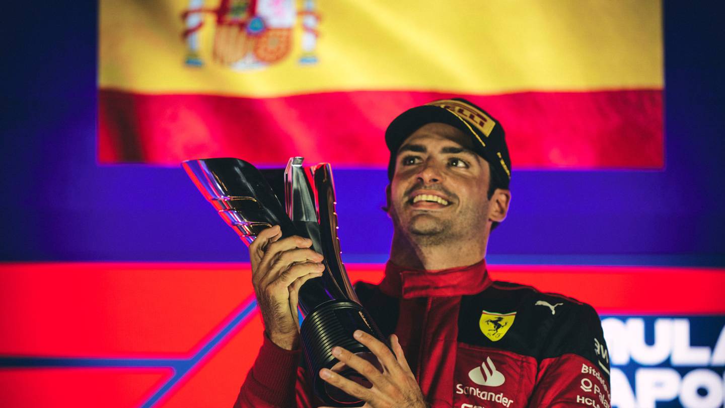 F1 News: Carlos Sainz Has Fans In Tears With Michael Schumacher Tribute