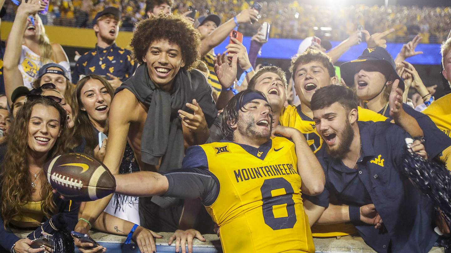 What Will WVU's Offense Look Like if Nicco Marchiol Starts?