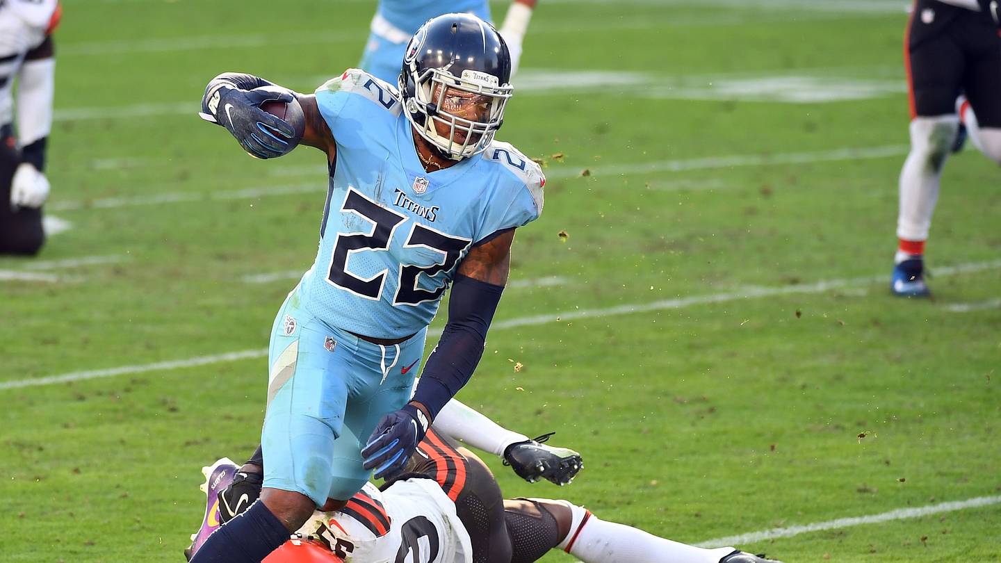 Titans RB Derrick Henry Offers Best Wishes to Injured Nick Chubb