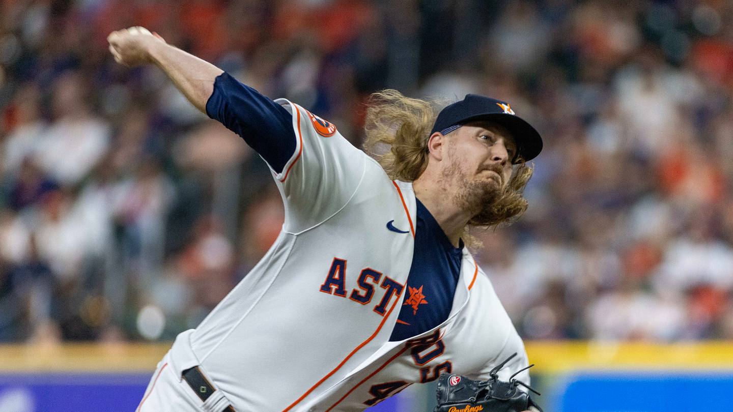 Houston Astros Pitcher, Former Survivor Contestant Welcome Baby